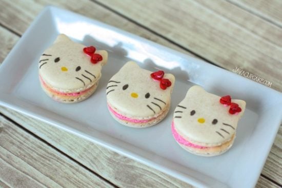 Hello Kitty Macarons - JavaCupcake